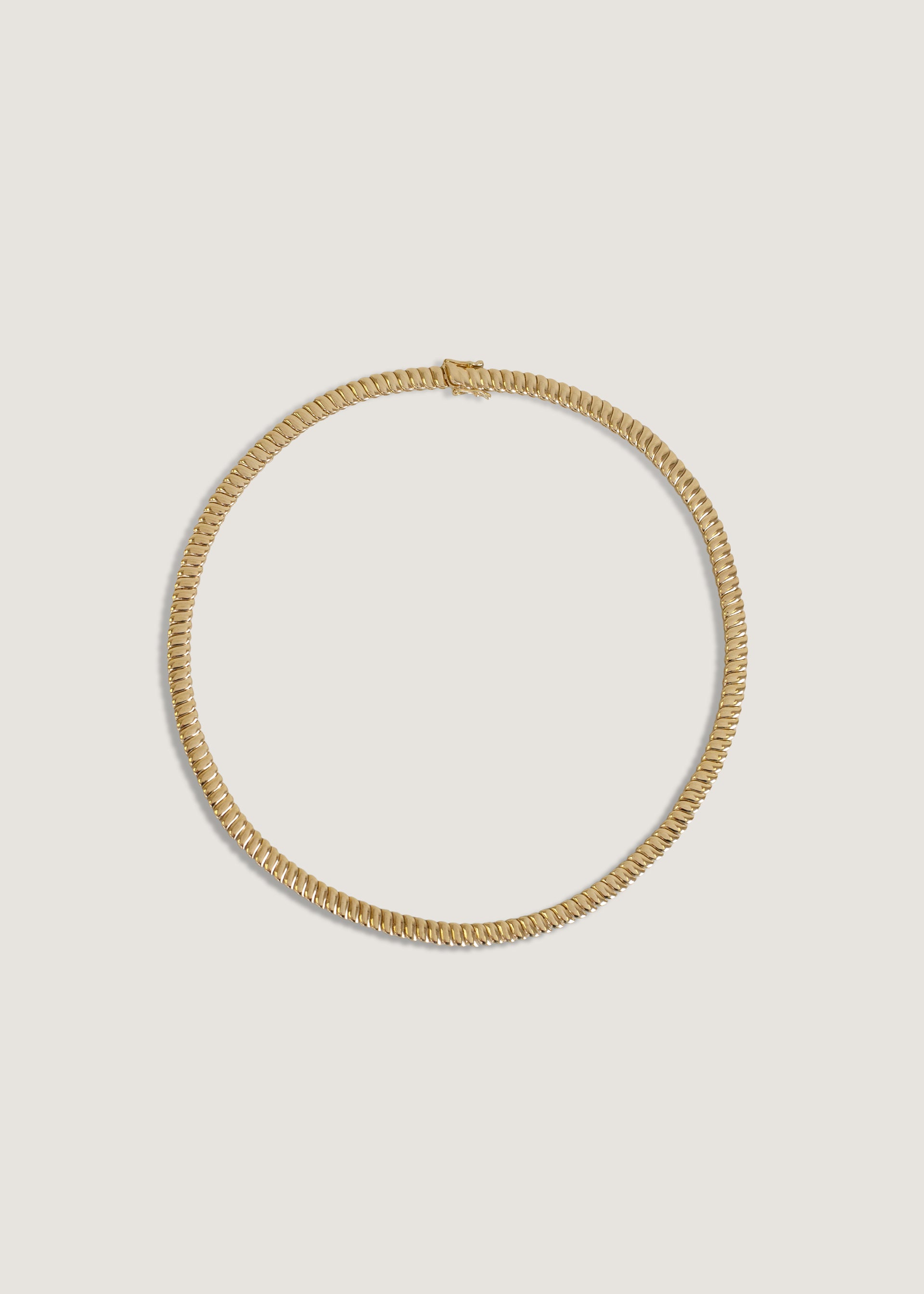 Taylor Twist Hoop Earrings - Kinn