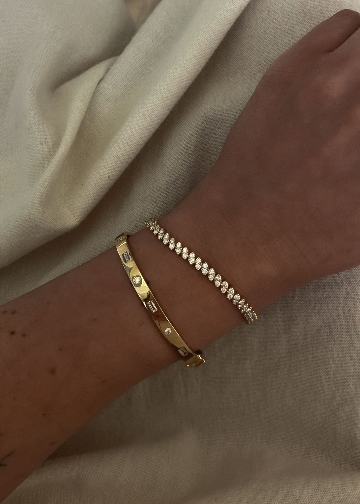 Bracelets — Kinn
