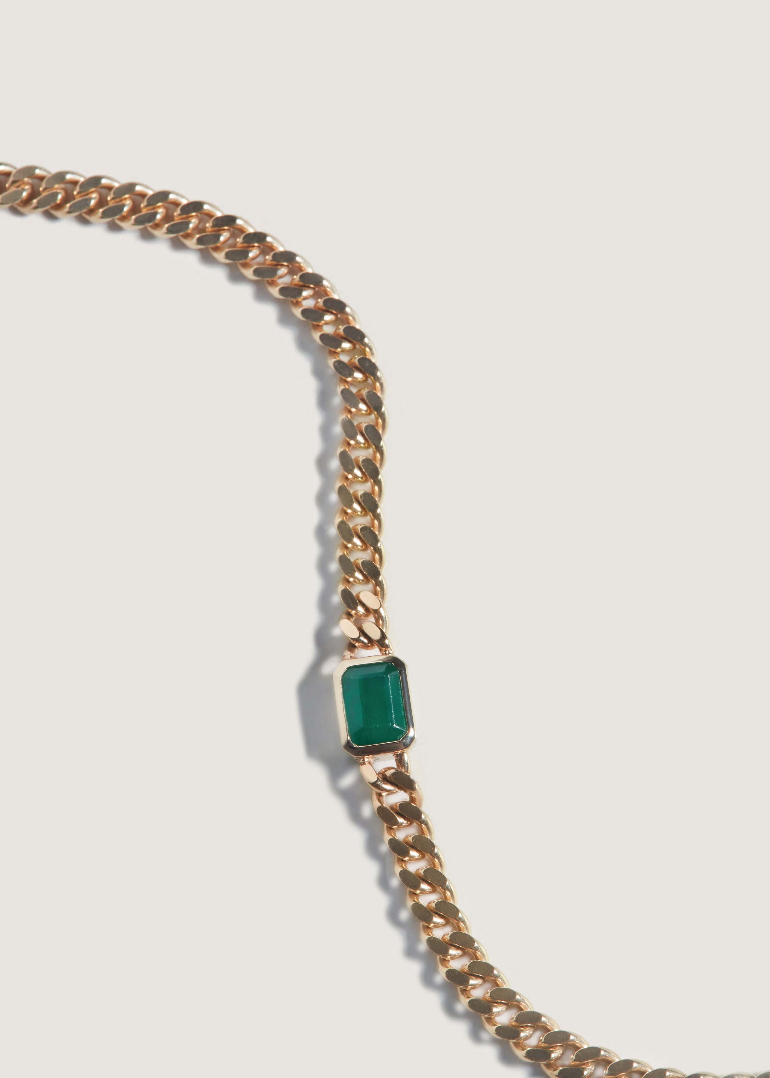 Capri Curb Chain Necklace Emerald - Kinn