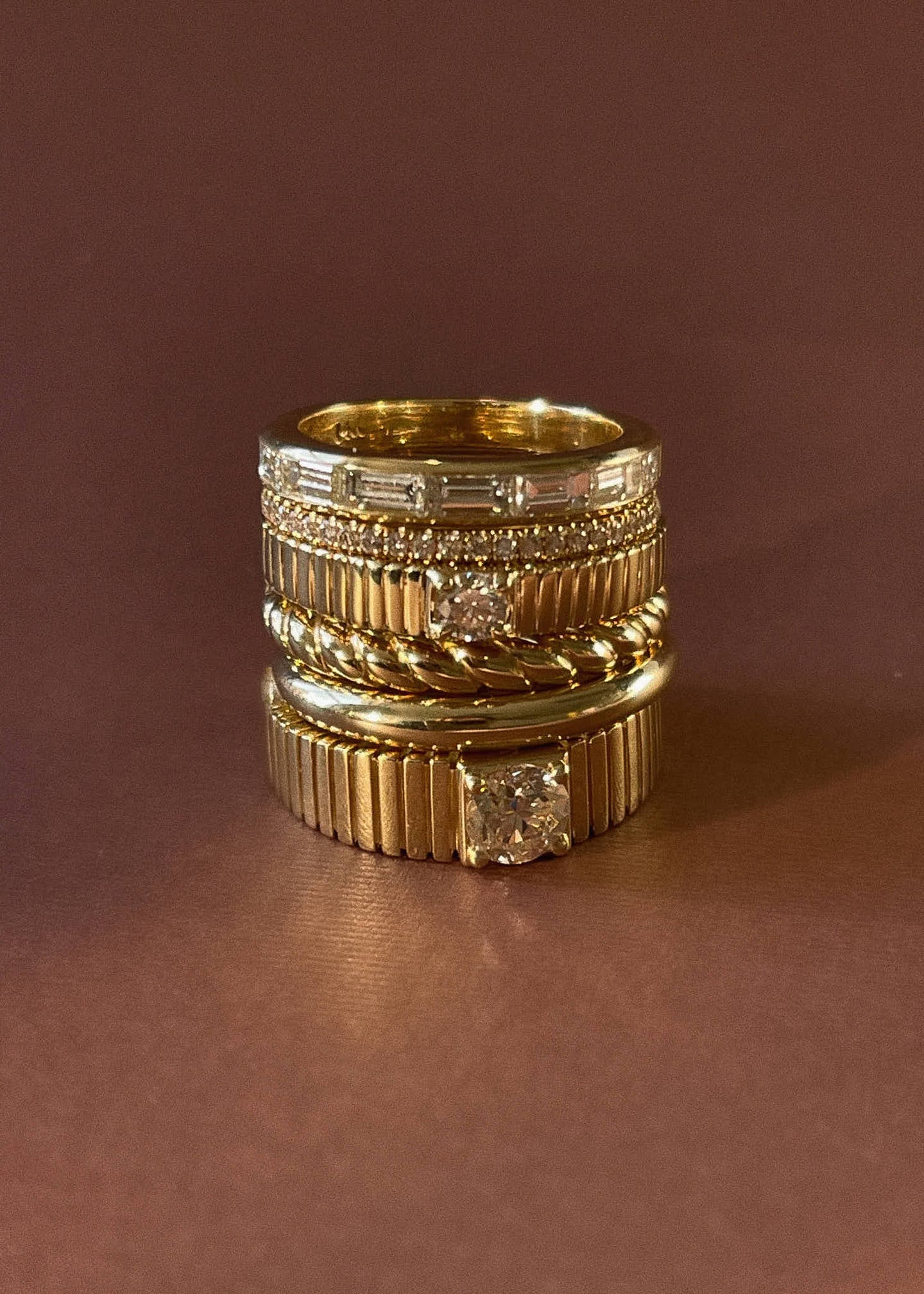 Solis Ribbed Ring Round Diamond 1.0 Carat - Kinn